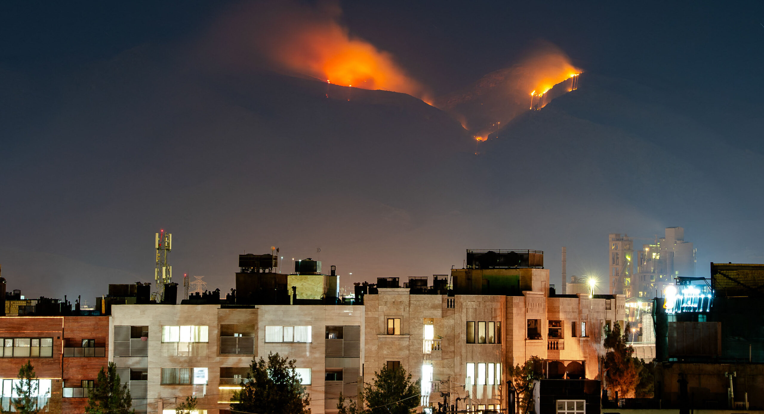 Trump anuncia que EEUU atacó tres bases nucleares en Irán | Yakima y Tri Cities | Noticias ...